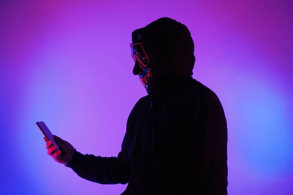 Elderly man scammed of RM100,000 over fake government aid