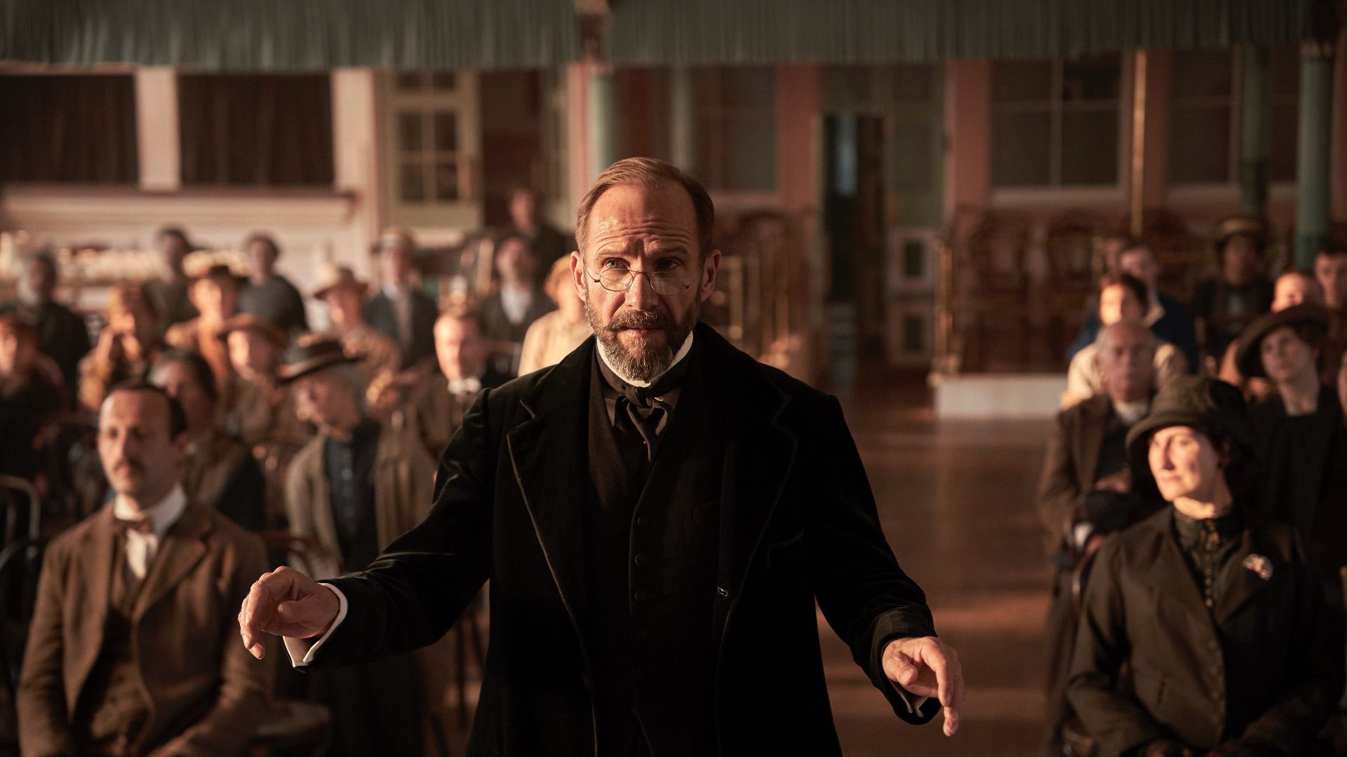 'The Choral' review: A World War I drama that fails to hit the high notes
