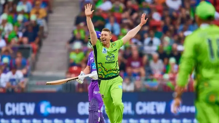 Top 10 bowlers with most wickets in Big Bash League (BBL) history