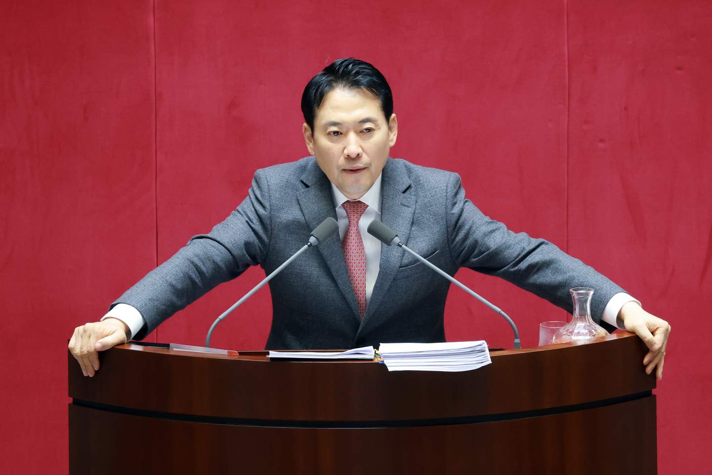 PPP leader breaks record for longest filibuster speech