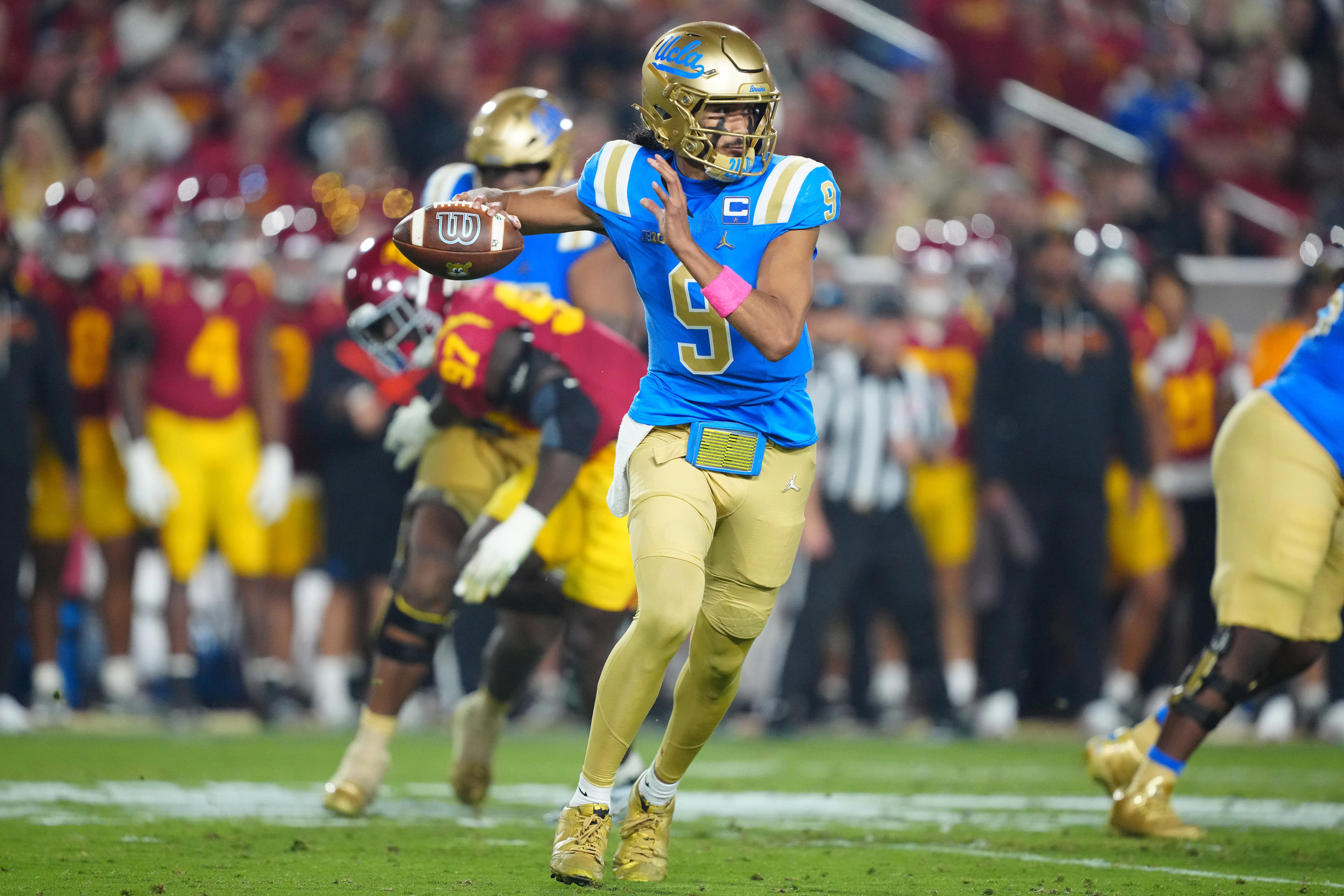 Former Tennessee QB Nico Iamaleava returning to UCLA for second season