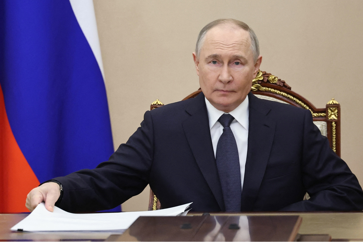 Zelensky holds call with Trump about Turkey talks as European leaders ...