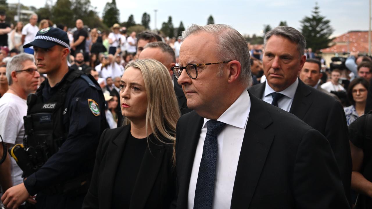 Gun laws accelerated as PM laments Bondi politicisation