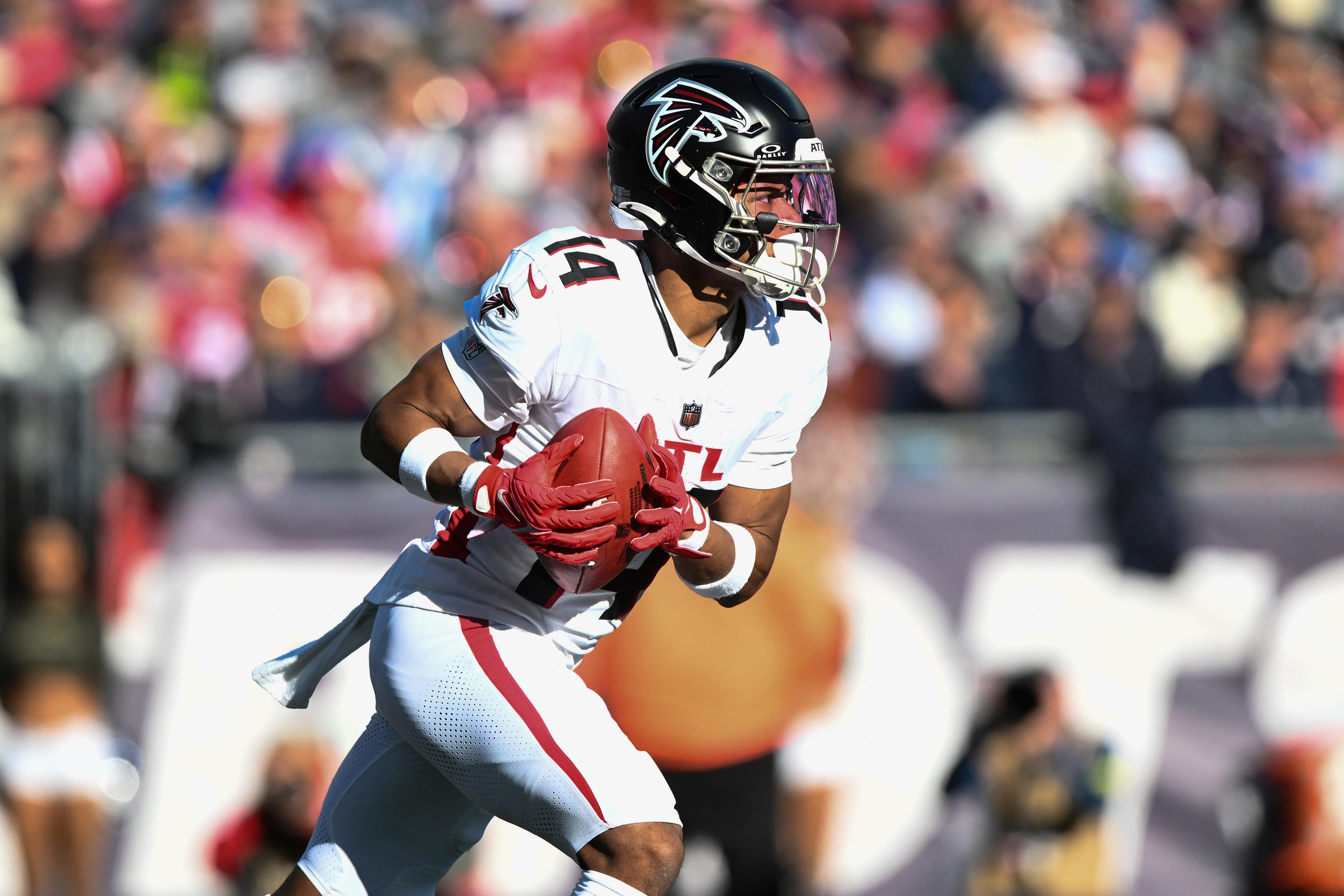 Commanders make multiple moves, including signing former Pro Bowler