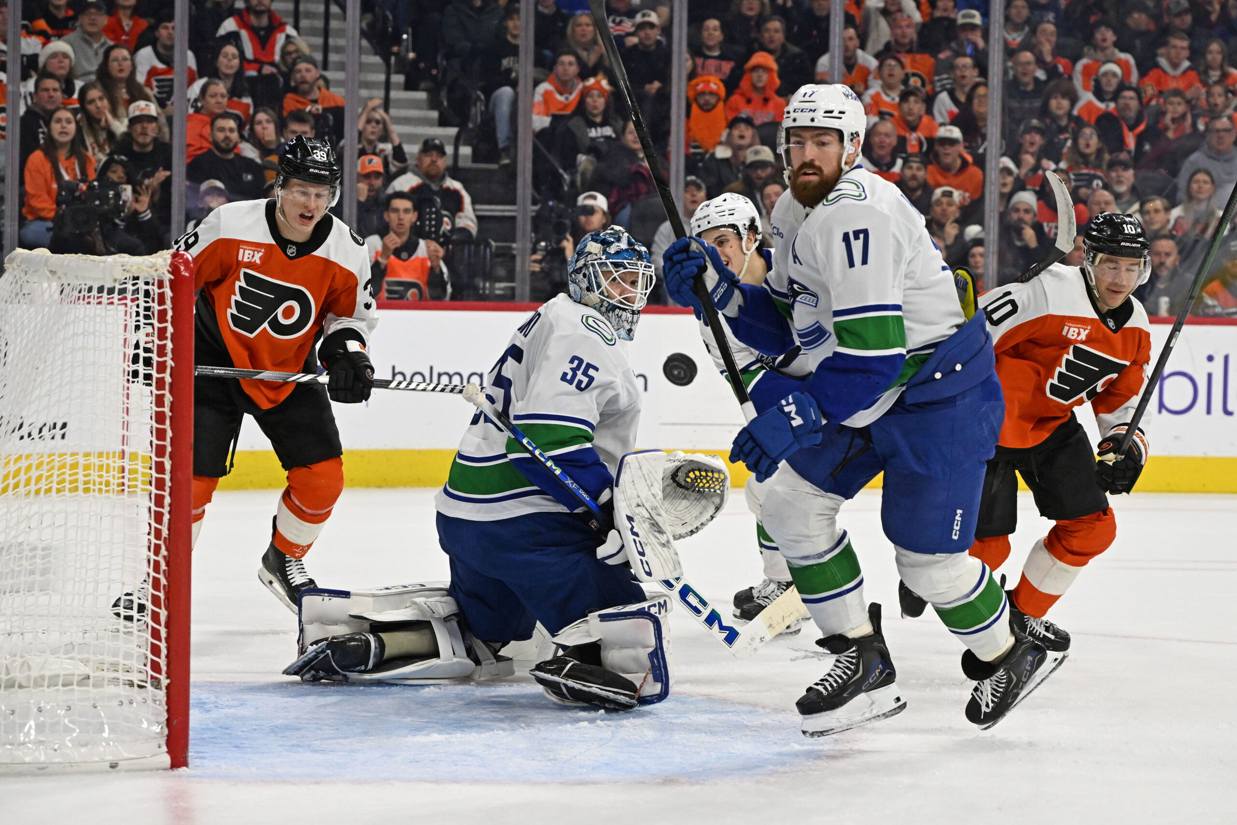 Canucks close out road trip with 5-2 loss to Tocchet’s Flyers