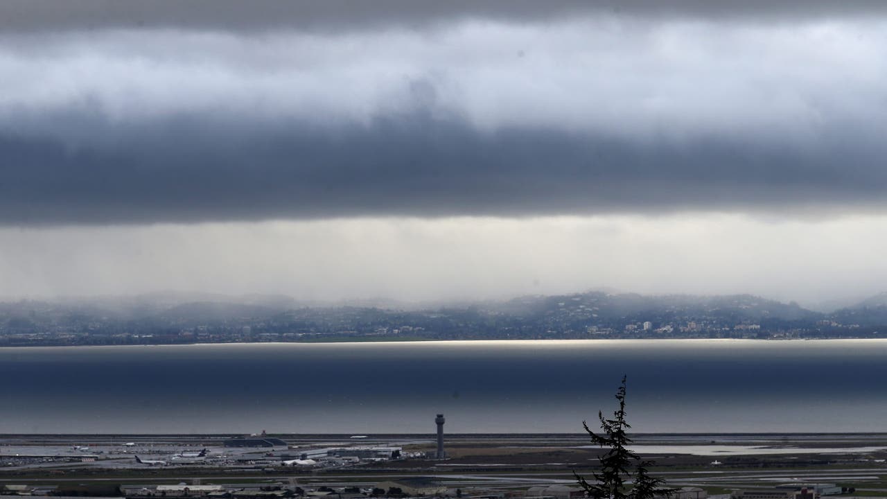 Bay Area storm to intensify into powerful bomb cyclone