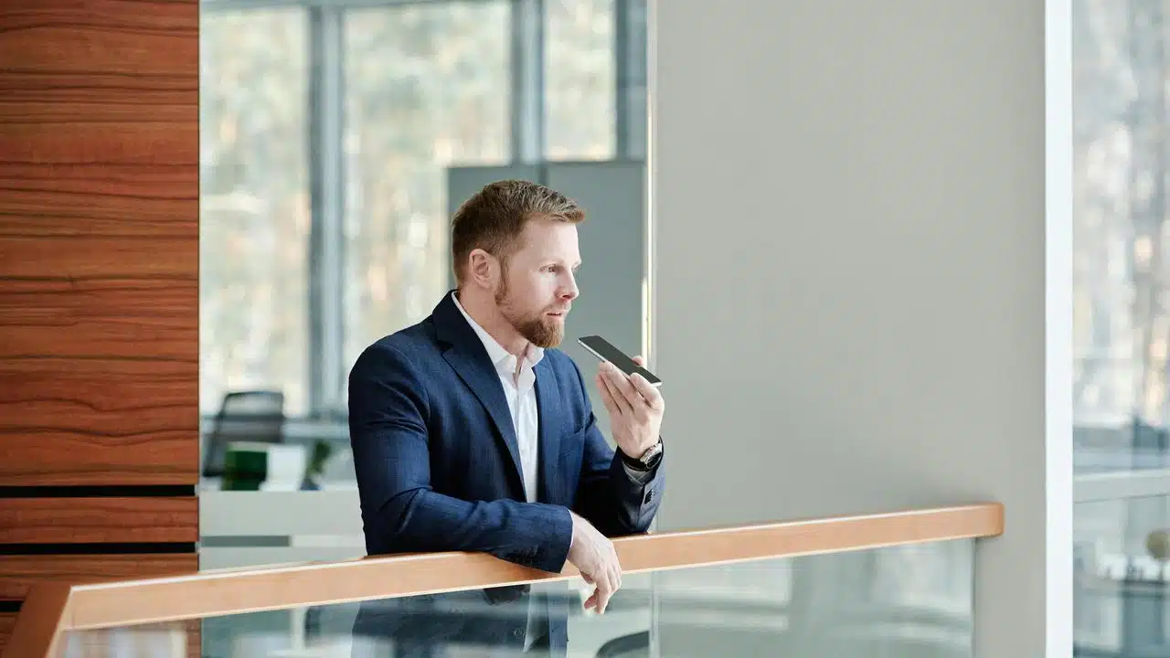 15 reasons why so many relationships fall apart because of a “work wife”