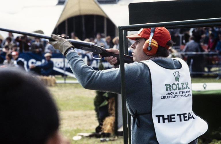 Andrew hit with 'real blow' as Met Police request surrender of firearms ...