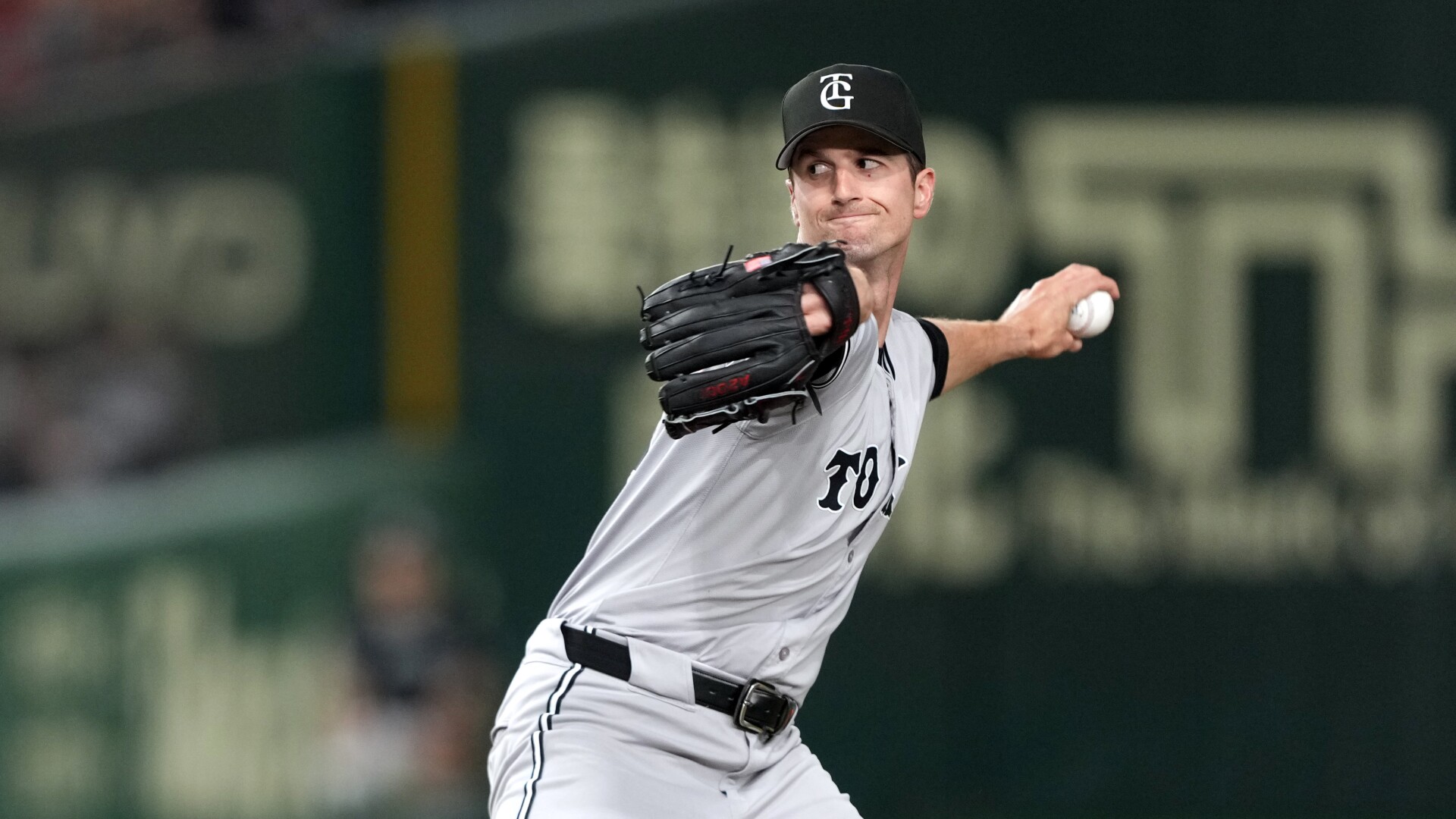 Foster Griffin and Nationals finalize 1-year, $5.5 million contract