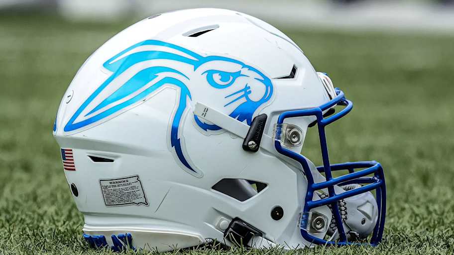 South Dakota State lands NSIC Defensive Player of the Year Jes Krcil