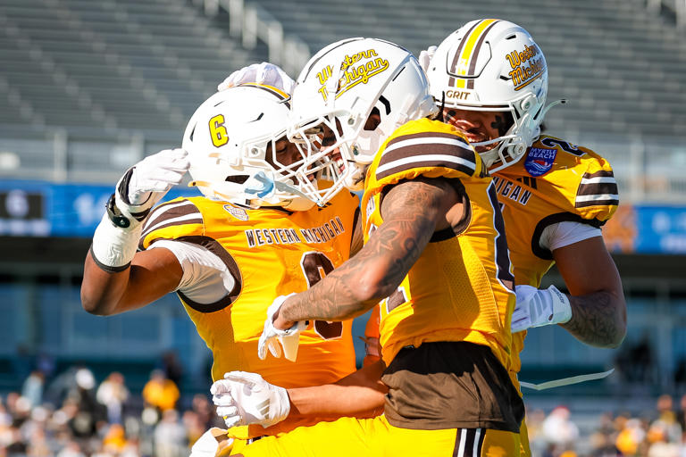 2025 MAC bowl season round-up: Best game, best players, all-bowl team