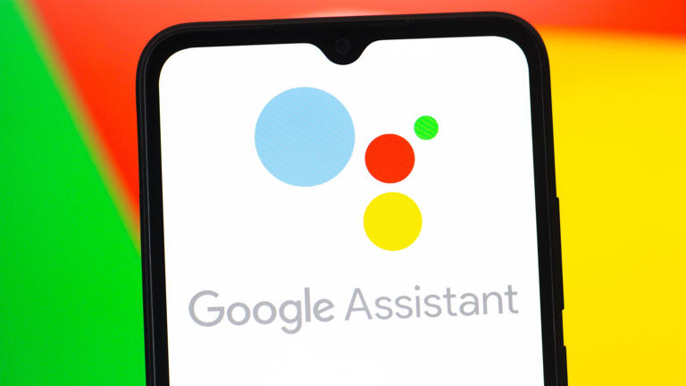 Google delays plans for Gemini to replace Assistant on Android