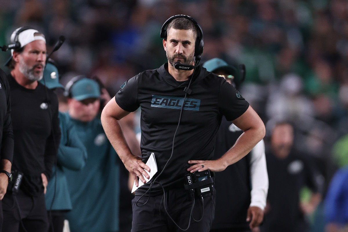 Eagles HC Nick Sirianni refuses to make tough move with veteran that ...