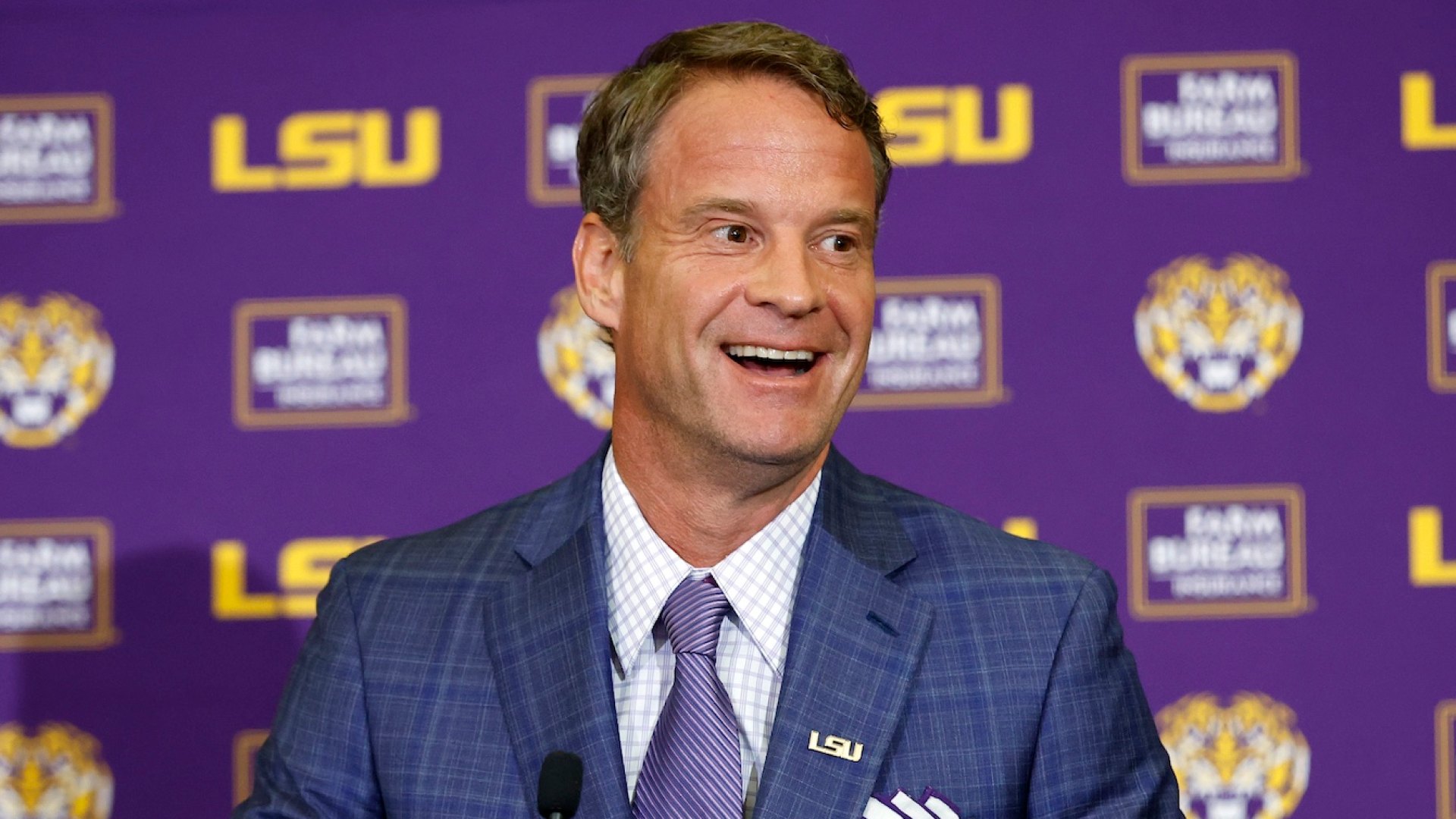 Why Lane Kiffin earned $250K for Ole Miss' playoff win despite leaving ...