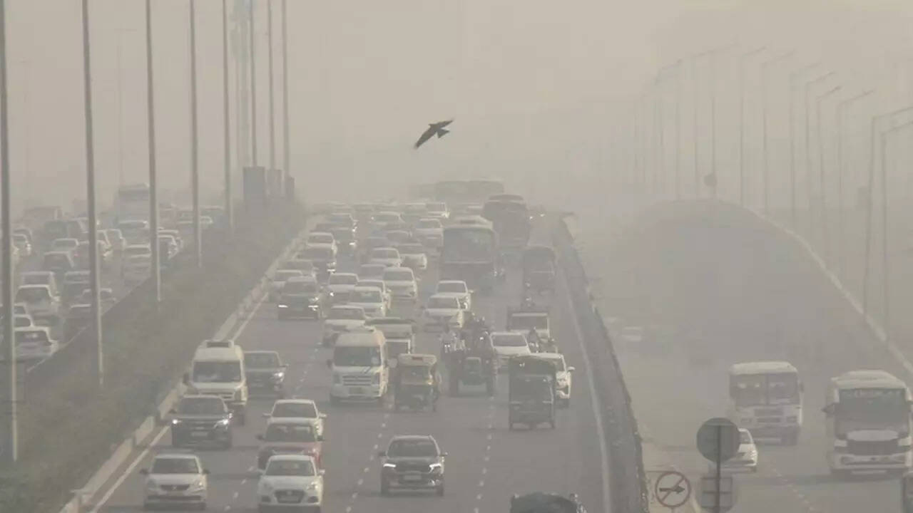 Delhi pollution: GRAP-IV flags polluters, but gaps in emission testing ...
