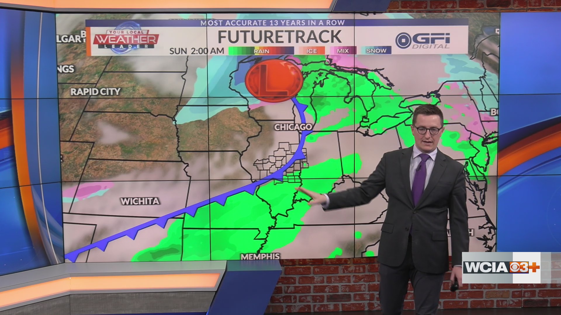 Jacob: "Warm weather around, but winter cold looms in the distance"