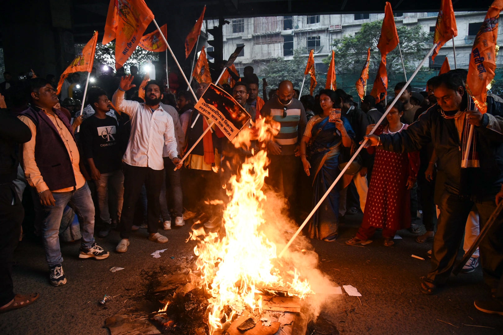 Diplomatic face-off with India, angry protests spill to Kolkata: 10 ...