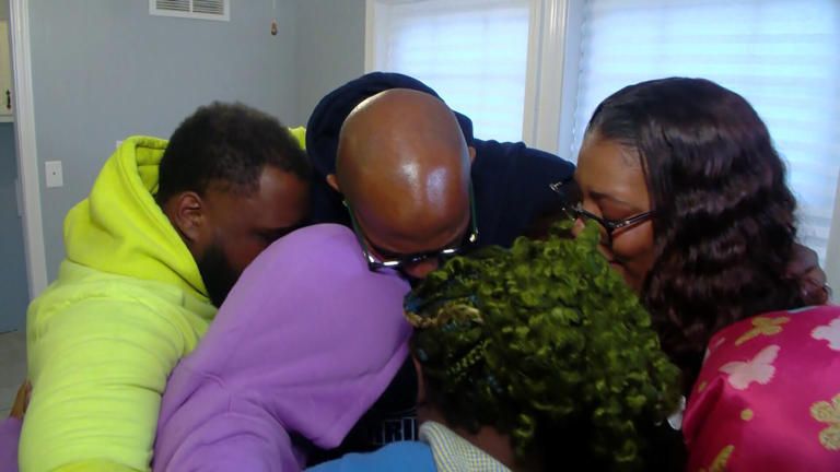 Rapper’s mother helps apartment fire victims find housing after Fox ...