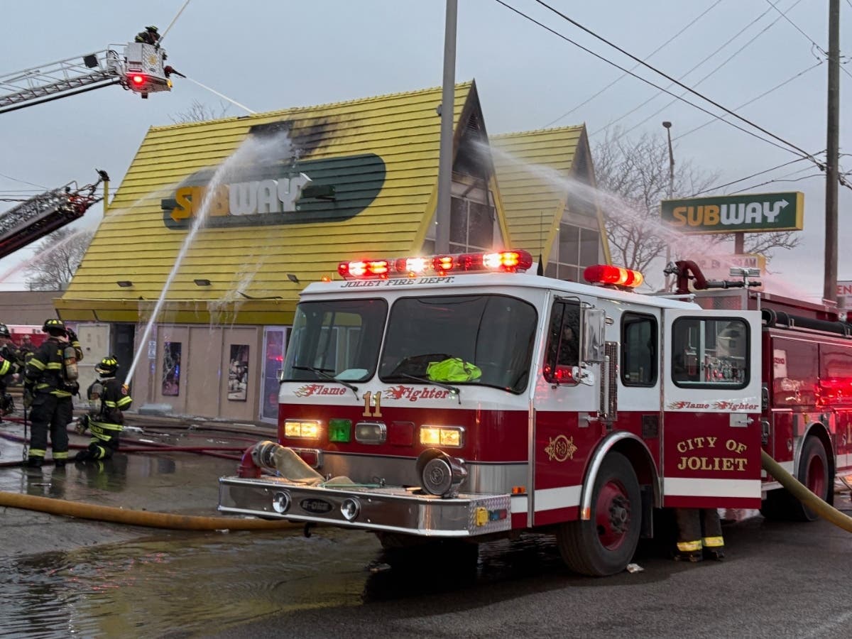 Subway fire destroys Joliet restaurant on West Jefferson: Building ...