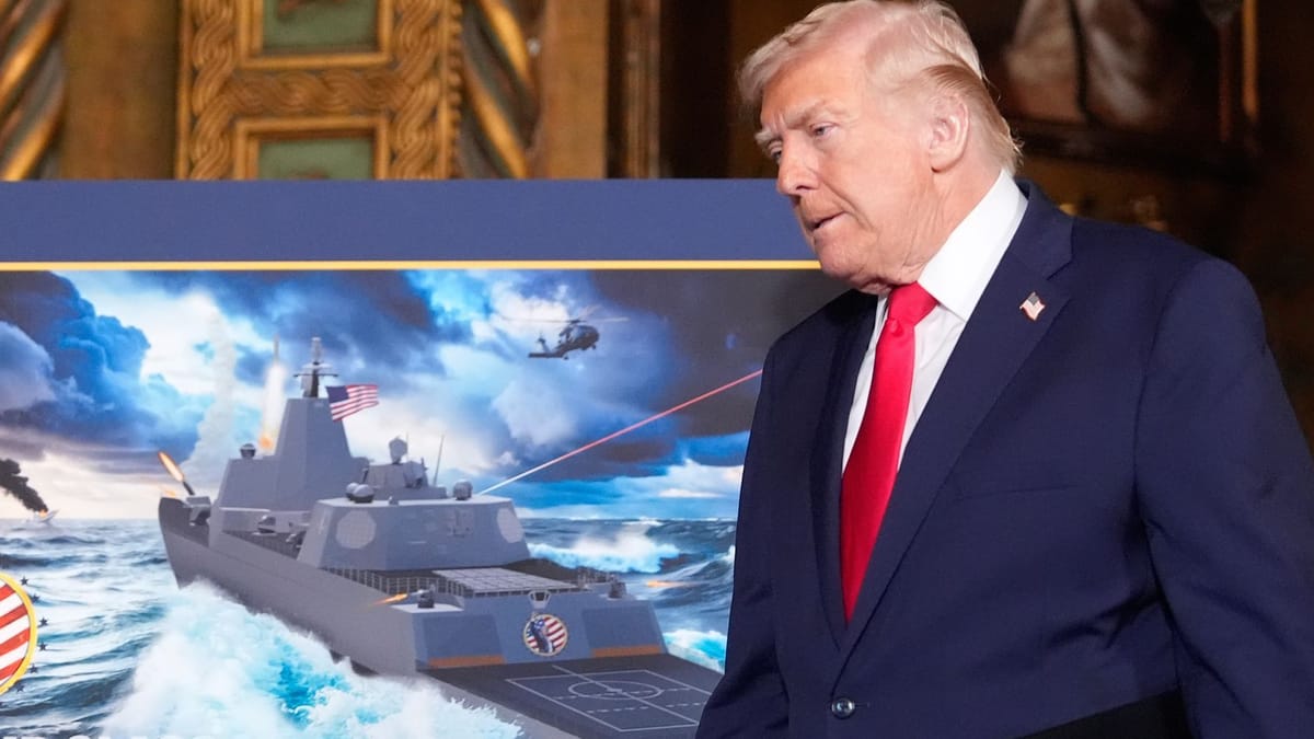 Trump zeigt Pläne für neue Kriegsschiffe – "Nicht wegen China"