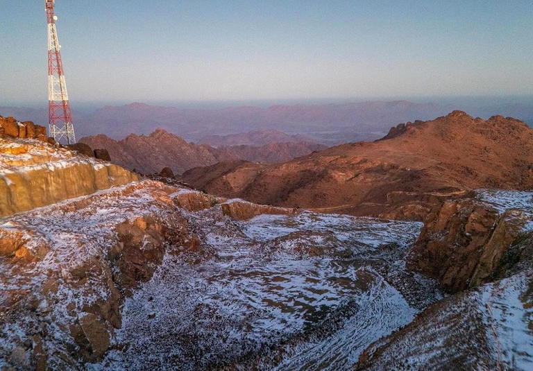 Snowfall in Saudi Arabia: Tabuk and Trojena mountains turn icy white