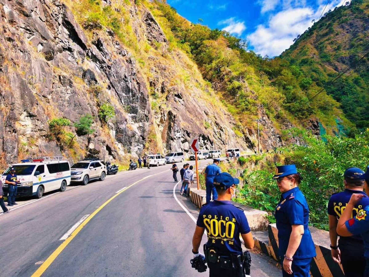 DPWH to turn over all official documents, materials under Cabral