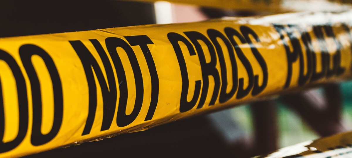 Split screen: Another weekend of murder, here and abroad