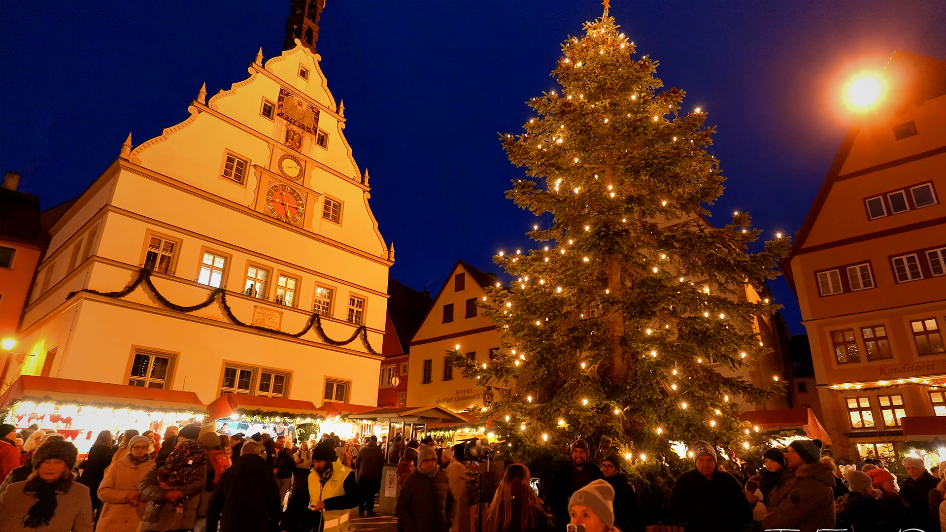 Rothenburg Germany: Medieval Christmas market walk (4K)