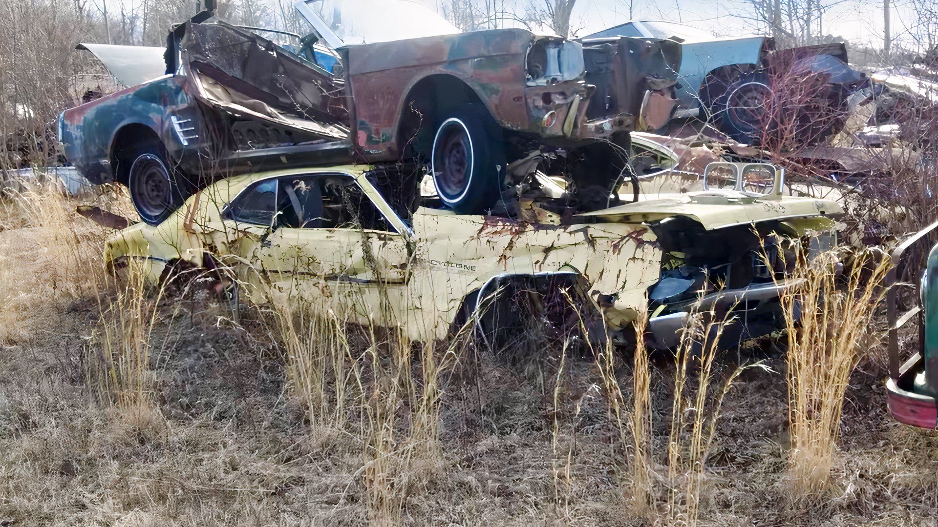 1970 Mercury Cyclone Spoiler found crushed in junkyard