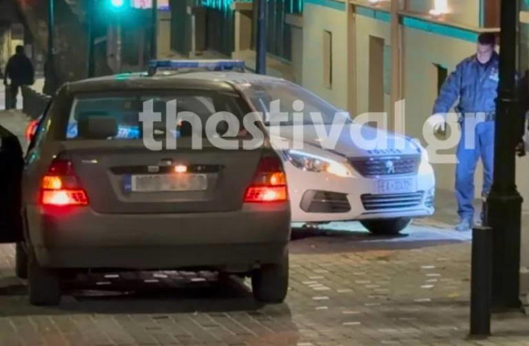 Θεσσαλονίκη: Εμπρηστική επίθεση σε περιπολικό της ΕΛ.ΑΣ. – Επέβαινε ...