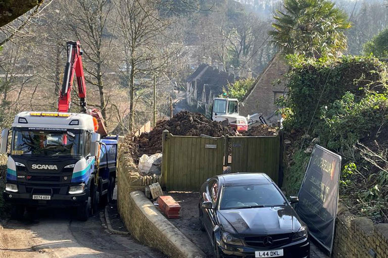 Villagers claim 'England’s prettiest street' looks like a 'bombsite ...