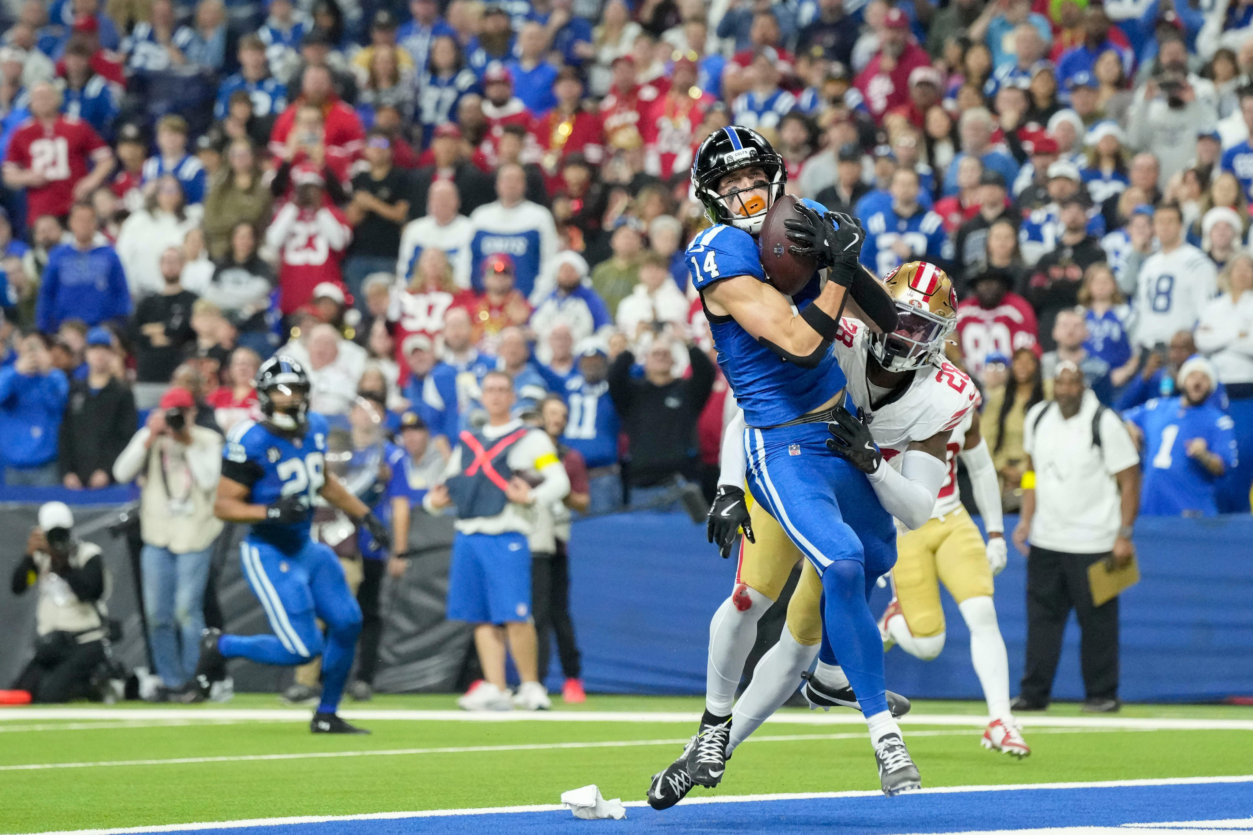 Studs and duds from Colts' Week 16 game vs. 49ers