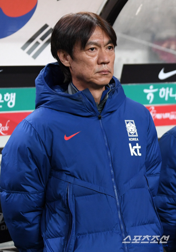 英 BBC 특집 조명, 홍명보호에 강력 경고 "멕시코에 EPL 역대 최고 페널티킥 키커 있다"... 무조건 실점 '성공률 100%'