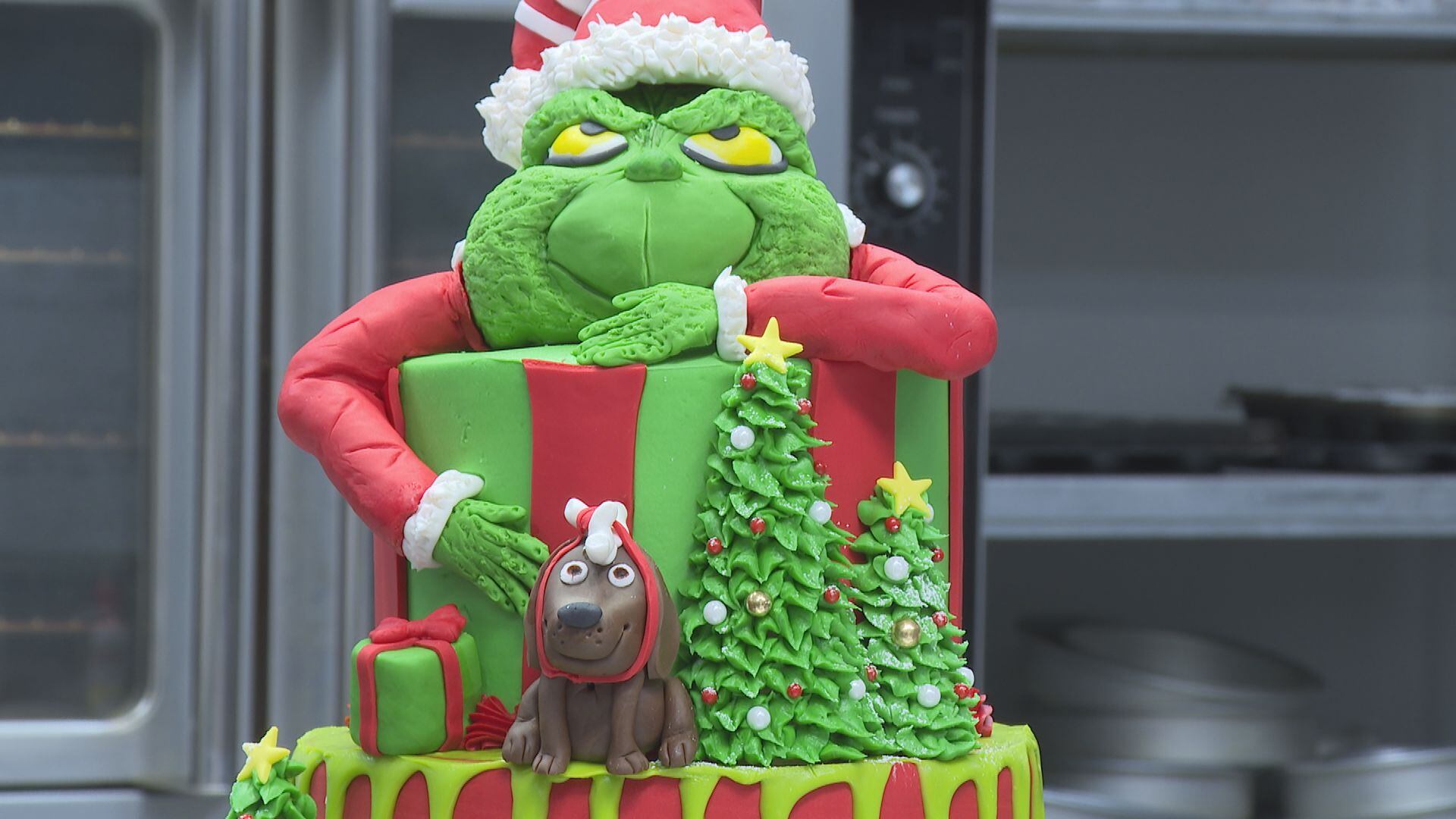Soup kitchen’s heart grows three sizes with custom Grinch cake