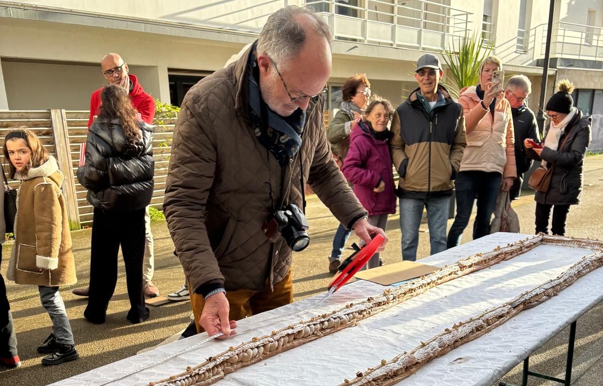 Bretagne : Ces pâtissiers confectionnent un Paris-Brest géant de 104,63 ...