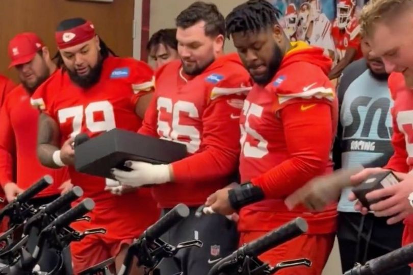 Patrick Mahomes shows true colors with $100k Christmas gifts for Chiefs ...