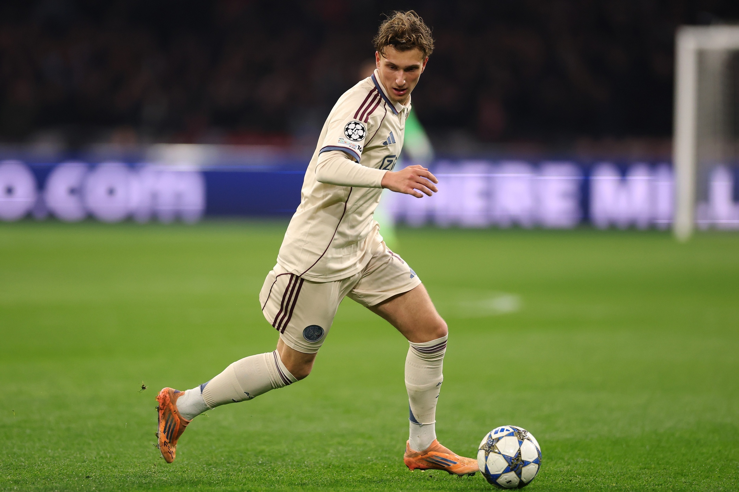 Tottenham step up chase after scouting 15-G/A sensation compared to ...