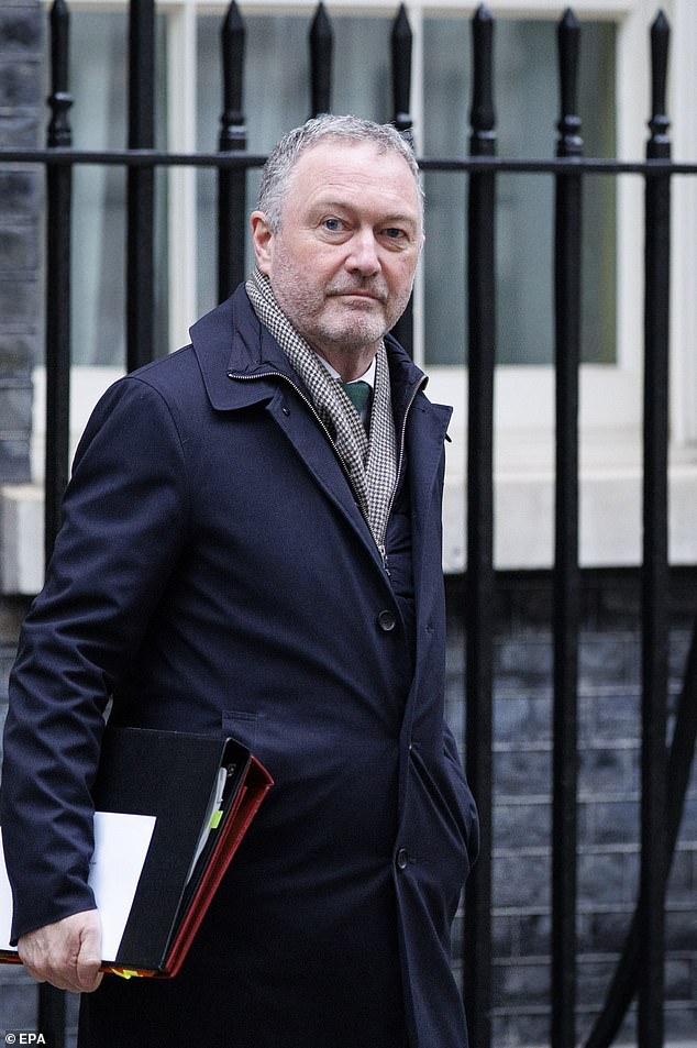 Ministers struggle to stop tax-hiking councils bringing in four-day ...