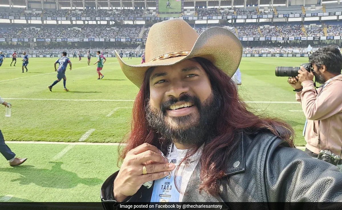 Ran to save my life: London-based singer recalls Messi event chaos