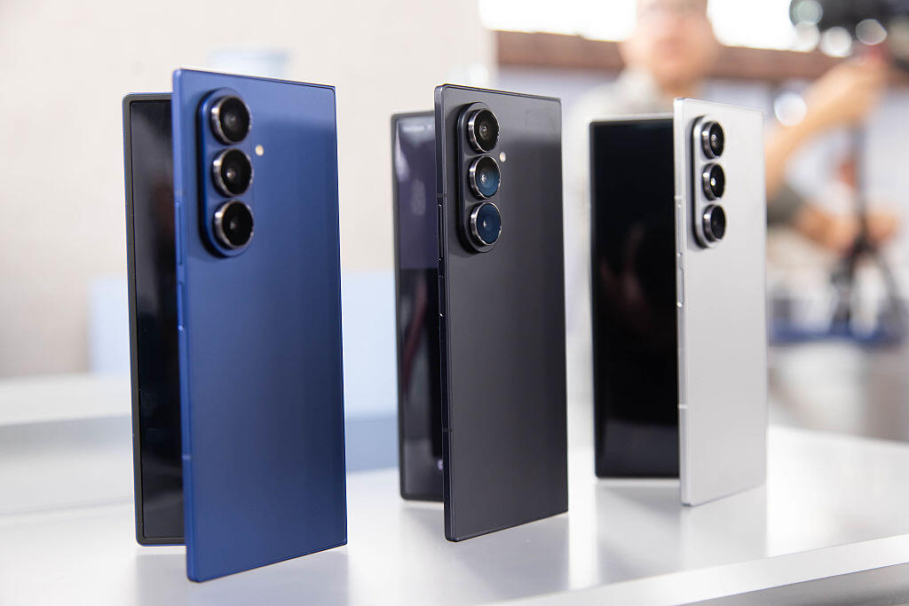 Samsung's 'Wide Fold' may bring new dimension to foldable phones ...