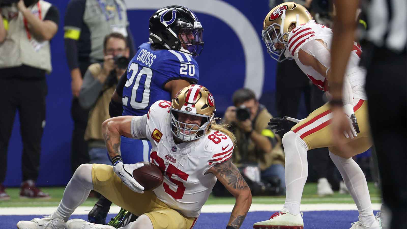 49ers’ George Kittle questionable to return to MNF with ankle injury