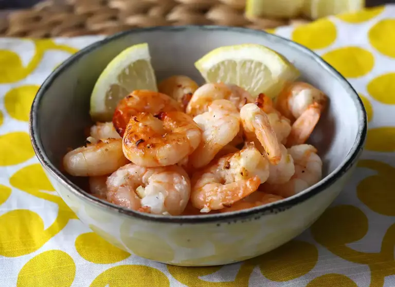 Shrimps cooked in the air fryer, a simple and tasty recipe