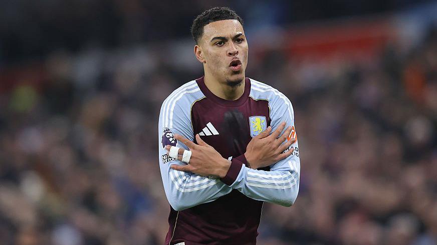 Captain Ekitike and triple Arsenal defence - FPL team of the week