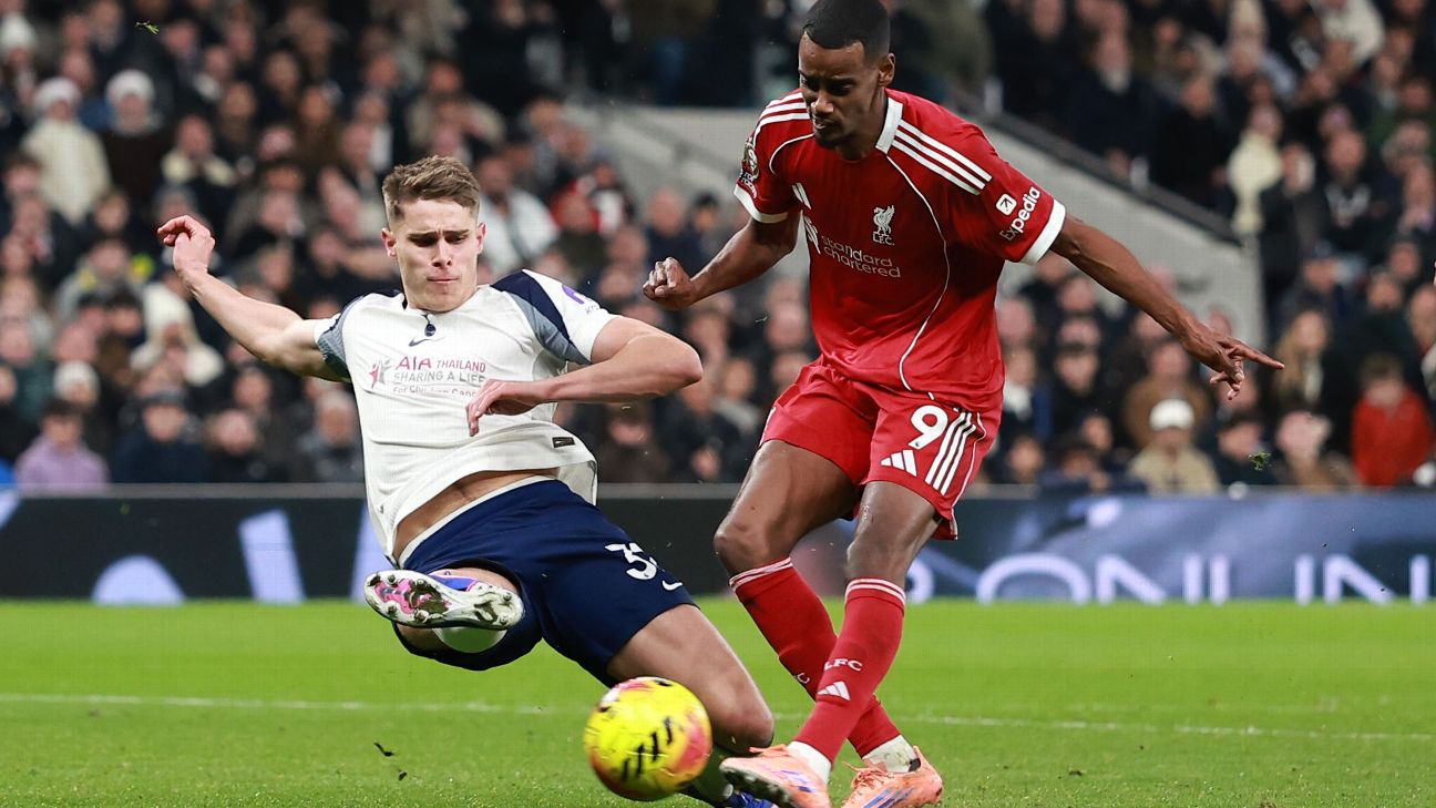 Liverpool's Slot criticises 'reckless' Van de Ven tackle on Isak