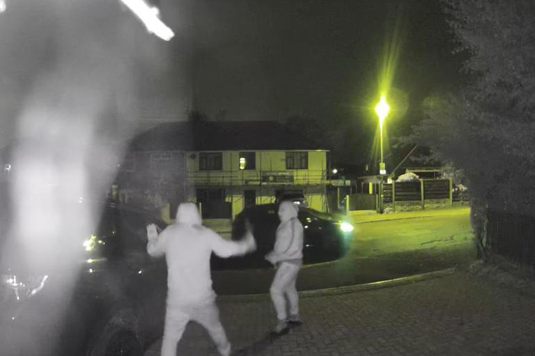 The frantic 999 call as flames soar outside mum's home after car set alight