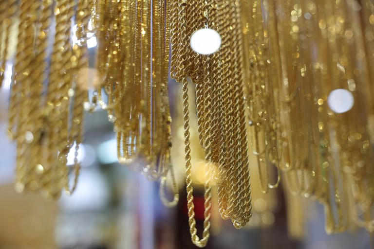 Markets in 2025: Gold, Goldilocks and the dollar bears