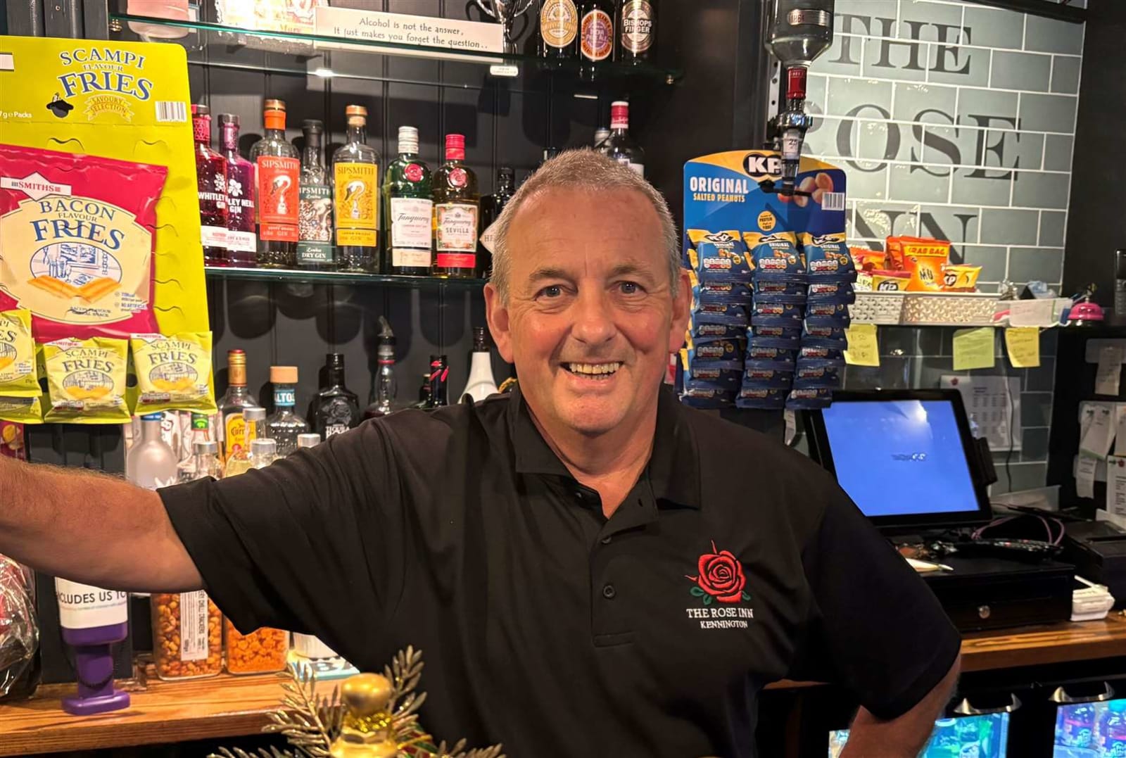 Teacher Gary Carter left physics post to run The Rose in Kennington ...