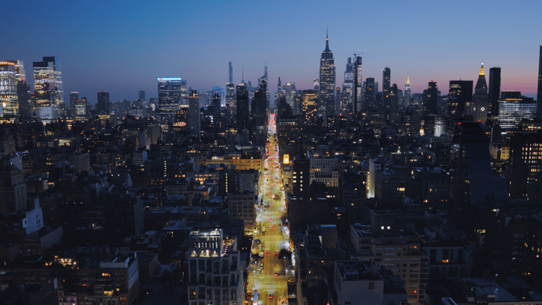 Freida McFadden revient en février avec un nouveau roman haletant qui ...