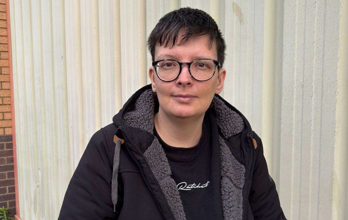 Residents in Hubert Walter Drive, Maidstone, battle phorid fly ...