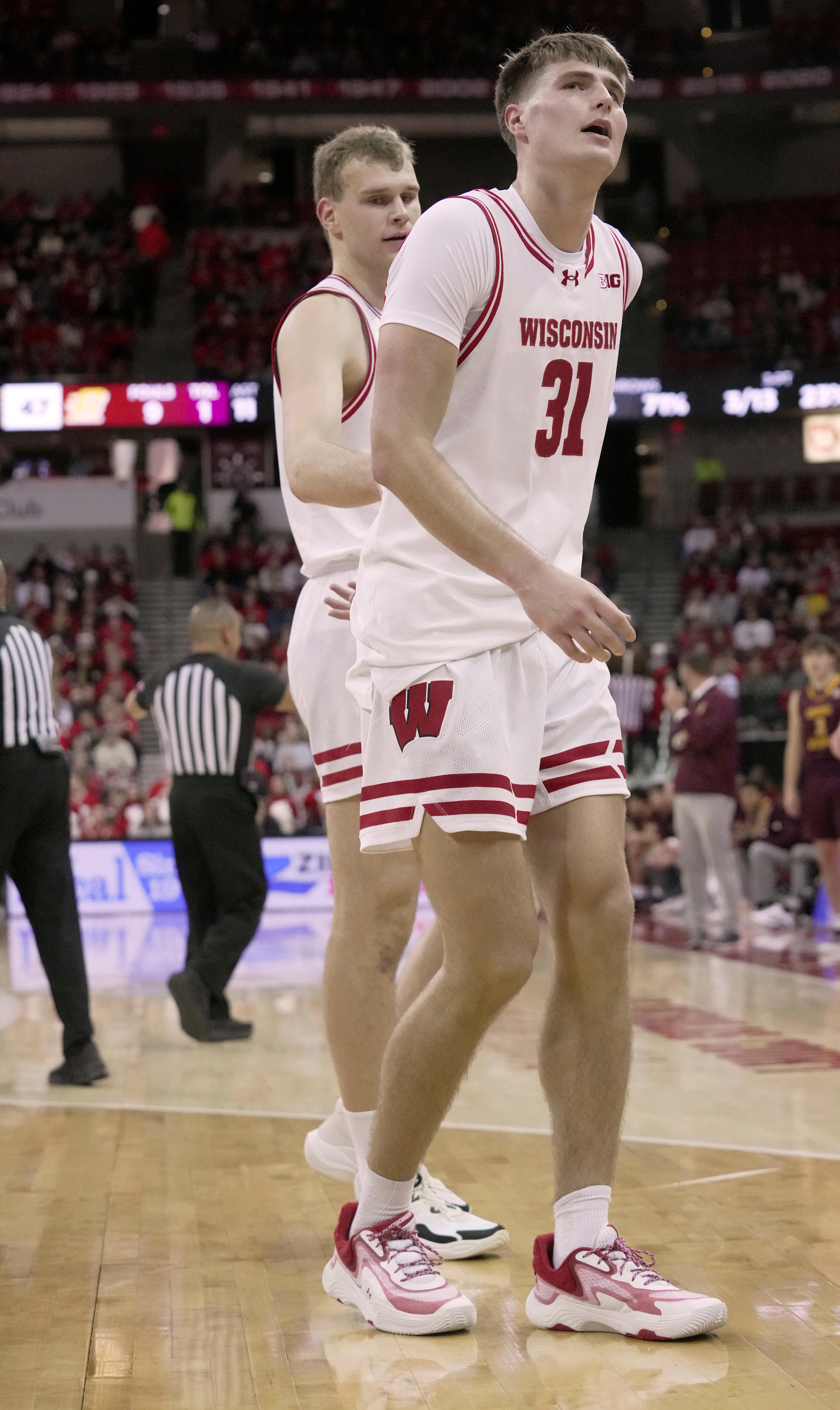 What channel is Wisconsin vs UW-Milwaukee on tonight? Time, TV, odds